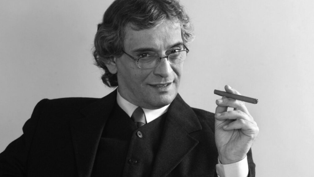 Biografie: Adrian Pintea – Teatru Radiofonic Online